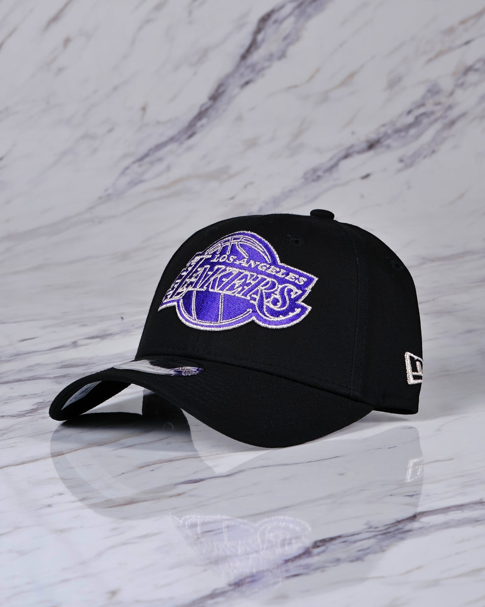 GORRA NEW ERA METALLIC 9FORTY LOASK BLK/OSFM – MODA URBANA SV